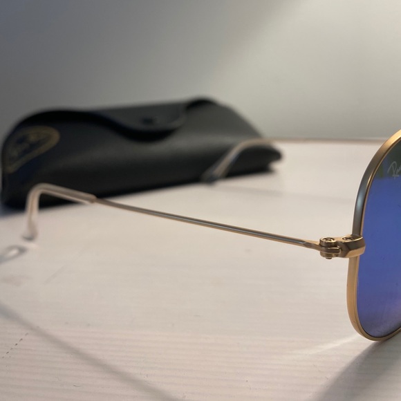 Ray-Ban | Accessories | Ray Ban Aviator Unisex Blue Mirror Lens ...